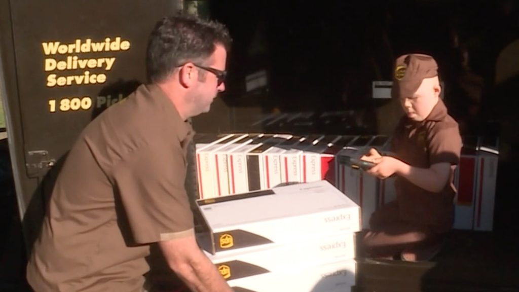 المؤشر الإقتصادي - شركة شحن عالمية تحقق أمنية طفل مصاب بمتلازمة “داون ...